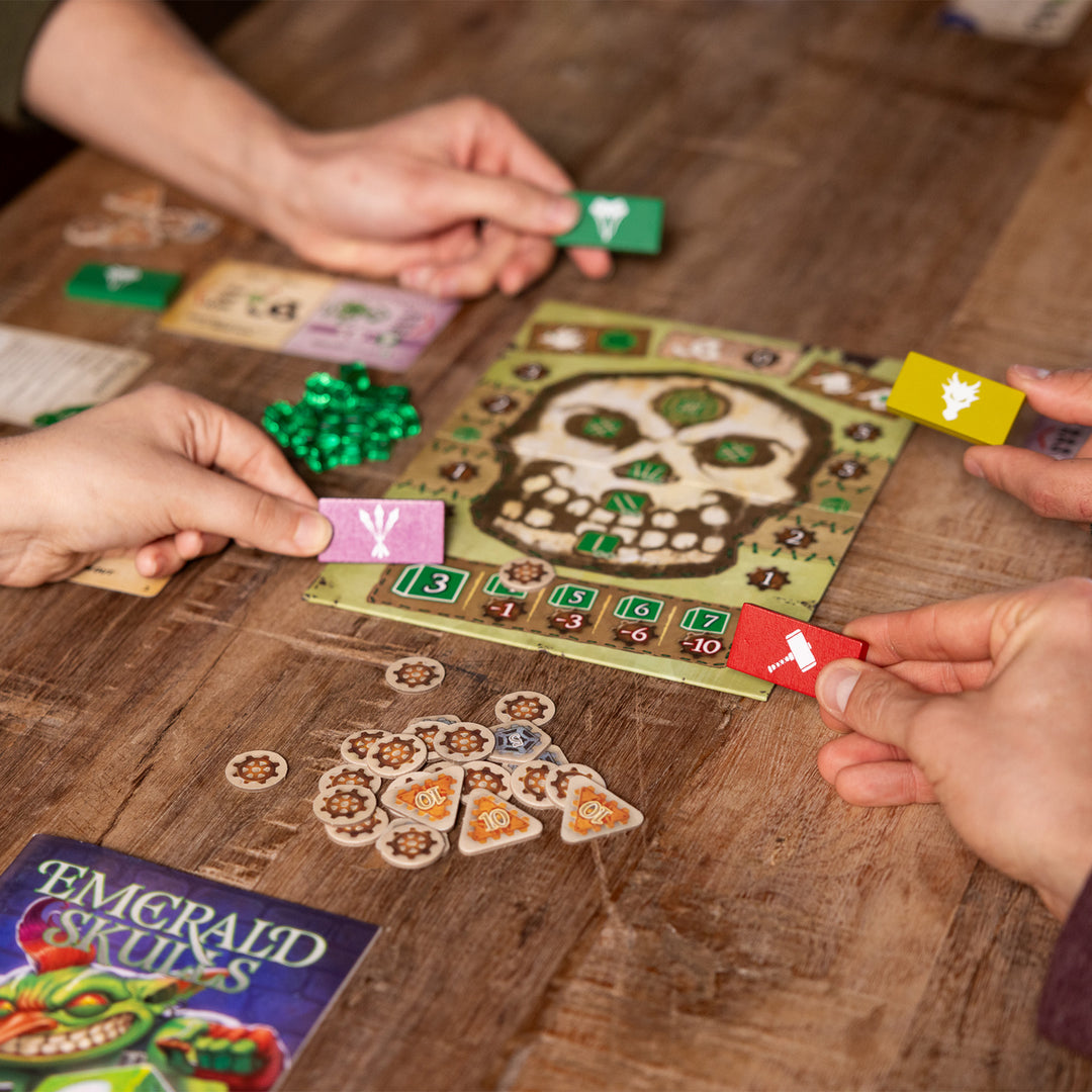 Emerald Skulls Board Game – Thunderworks Games